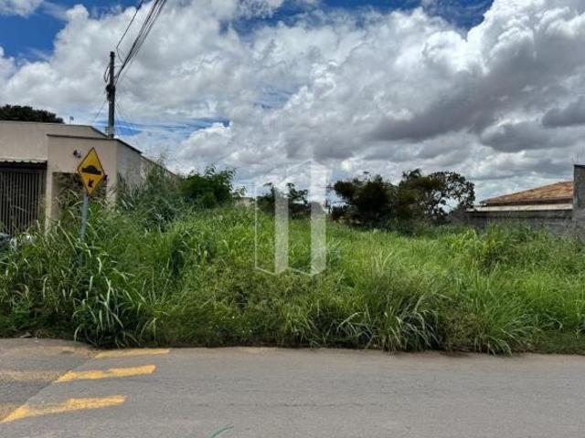 Lote em Jardim Helvécia Aparecida de Goiânia