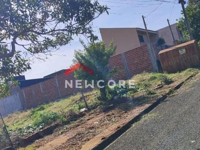 Lote em Rua Vereador João Luiz Fabre Jardim Oriental Maringá/PR