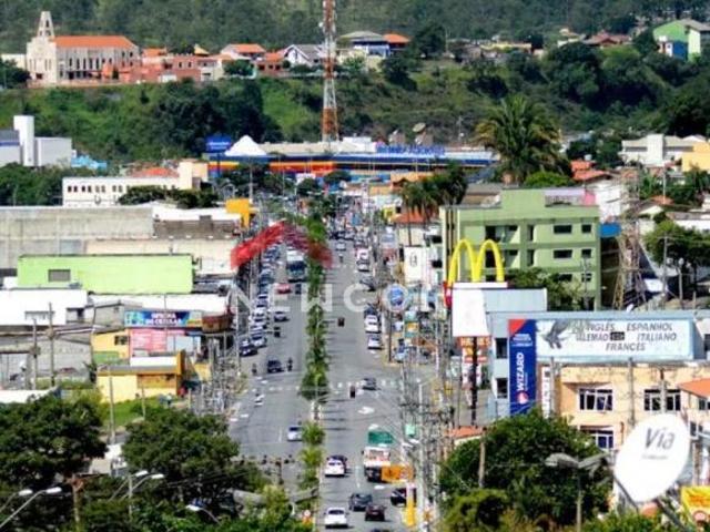 Lote em Rua Vitorino Vieira Santana Parque Petrópollis Várzea Paulista/SP