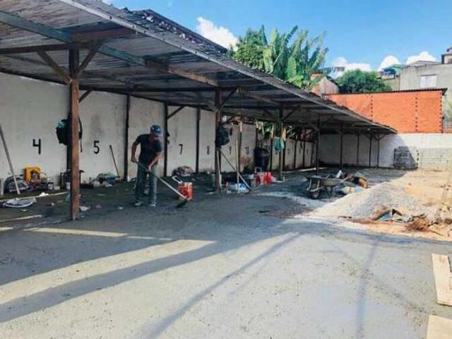 Lote em Rua Brasiluso Lopes Horto São Paulo/SP