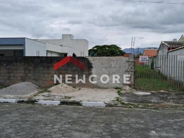 Lote em Rua Cândida dos Prazeres de Moura Pontal de Santa Marina Caraguatatuba/SP