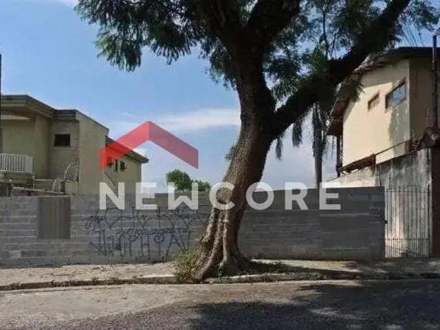 Lote em Rua Erva Cidreira Jardim Vista Linda São Paulo/SP