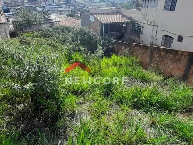 Lote em Rua Geraldo Miranda Parque Xangri Lá Contagem/MG