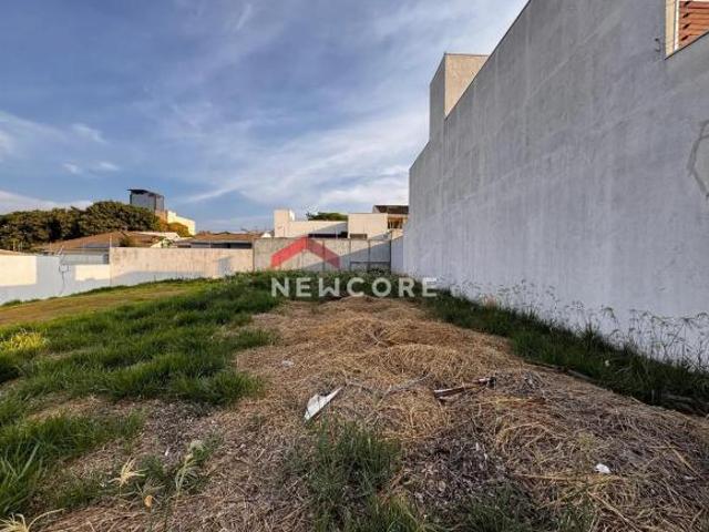 Lote em Rua Pioneiro Francisco Alcalde Jardim Higienópolis Maringá/PR
