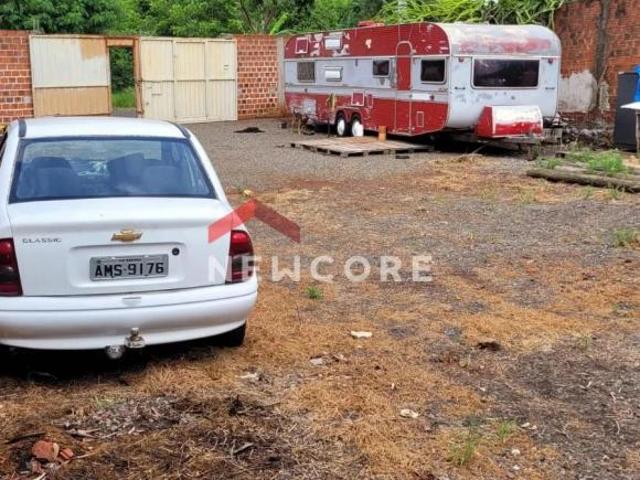 Lote em Rua Pioneiro Pedro Gabriel dos Santos Parque das Bandeiras Maringá/PR