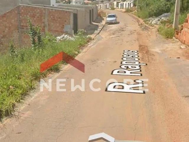 Lote em Rua São Pedro Esmeraldas/MG