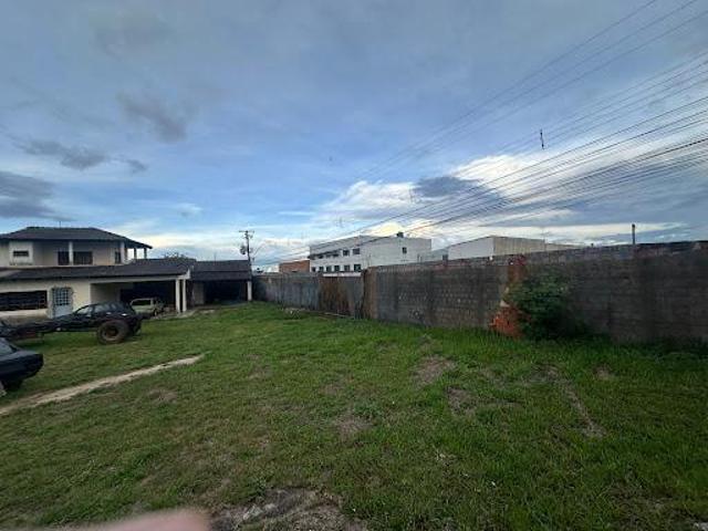 LOTE EM SHA 4 ARNIQUEIRAS 1.450M2 COMERCIAL RESIDENCIAL CONDOMINIO PODE SER DIVIDIDO