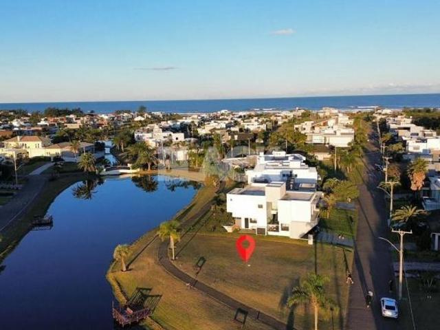 Lote Fundos Lago no Ocean Side em Torres RS