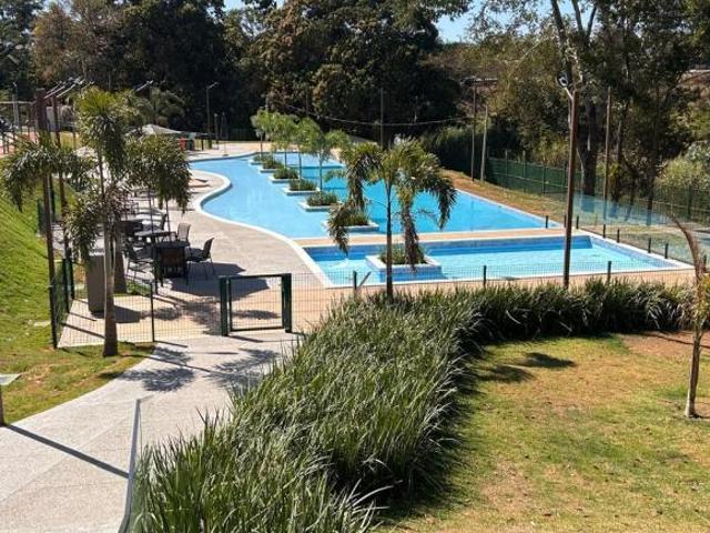 Lote Jardins Versalhes Lote à Venda, 230.40 por R$ 350000.00 no setor Polo Empresarial de Goiás AD