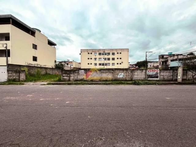 Lote localizado no bairro Esplanada