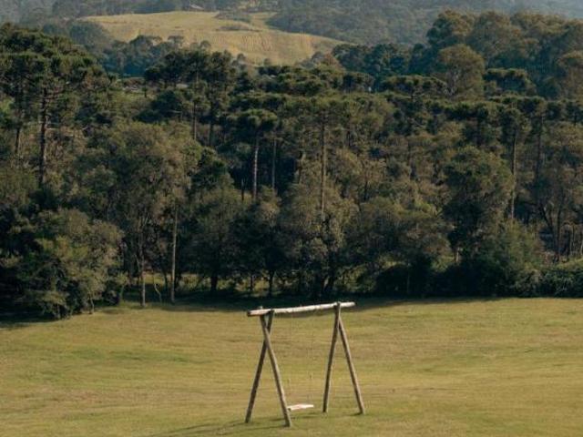 Lote para Airbnb de fundo para mata reservado com 1.000M²