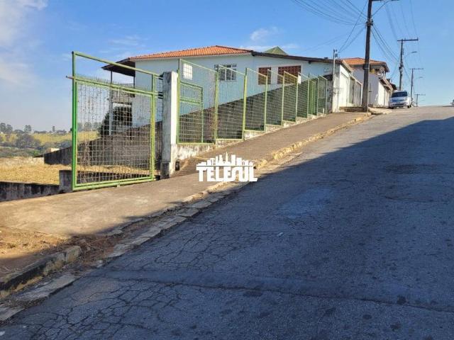 Lote para alugar no bairro Vila Adelaide, 600m²