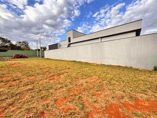 Lote para Venda em Cidade Ocidental, Residencial Villa Suiça