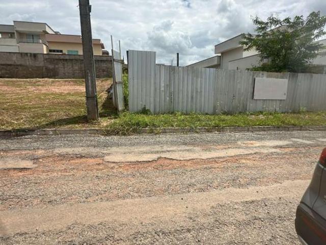 Lote para Venda no Condomínio Jardim Veneza Senador Canedo/GO