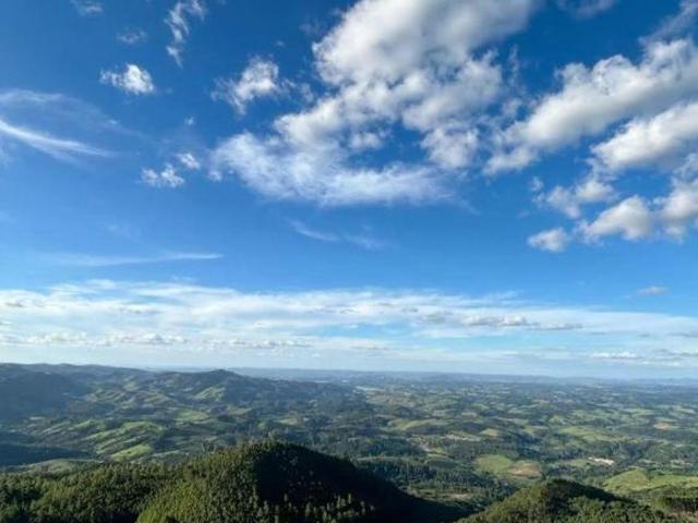 Lote perfeito para chácaras, chalés com vista para natureza