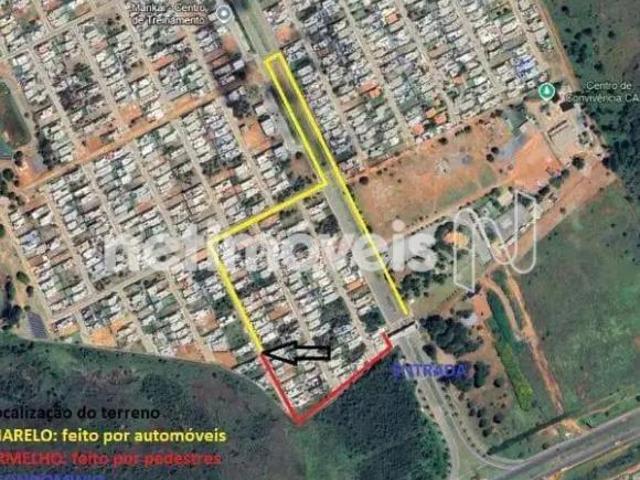 LOTE PLANO NO CONDOMÍNIO ALTO DA BOA VISTA