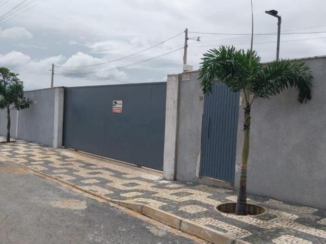 Lote plano no Condomínio Via Leblon/Condomínio fechado
