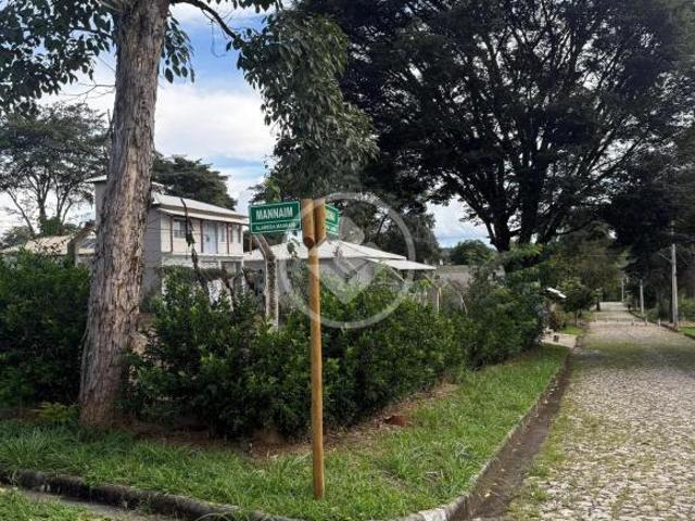 Lote plano a venda no Condomínio Lírio dos Vales de 405 m2 em Vespasiano, excelente oportunidade par