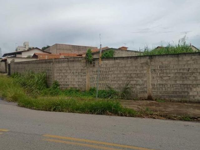Lote plano a venda no bairro Nossa Senhora das Graças em Santa Luzia