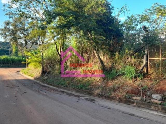 Lote Plano com 360 m² – Pronto para Construir!