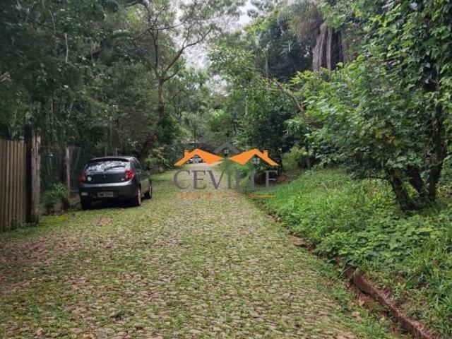 Lote plano de 1000m2 em cond. em Casa Branca