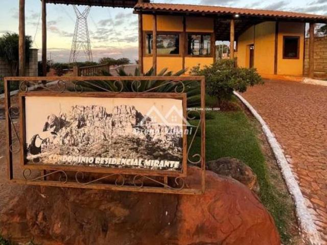 Lote plano de 1.030 m² no Condomínio Fazenda do Mirante
