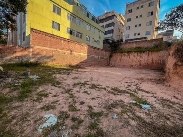 LOTE PLANO l BAIRRO CASTELO R$ 990.000,00