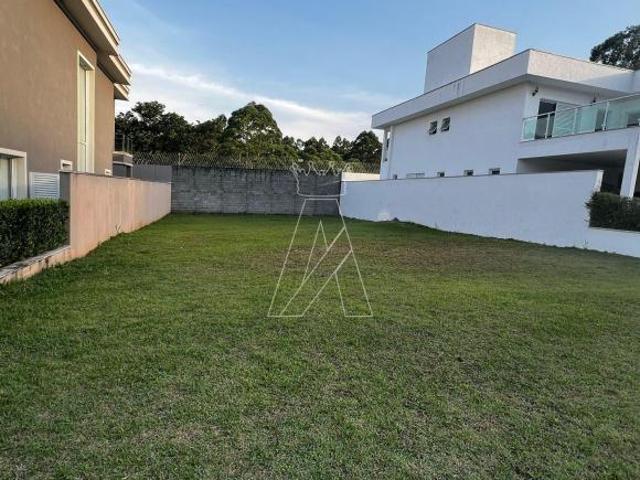 Lote plano para venda no Tamboré 11
