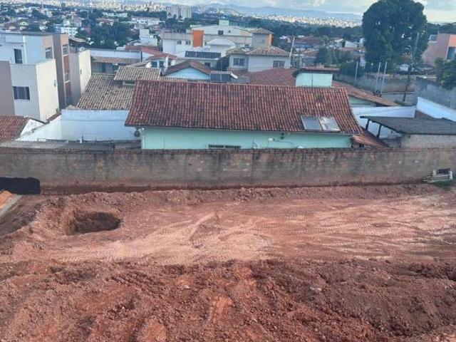 Lote Plano 360m2 com Projeto Aprovado no Copacabana – Ideal para Construtores!