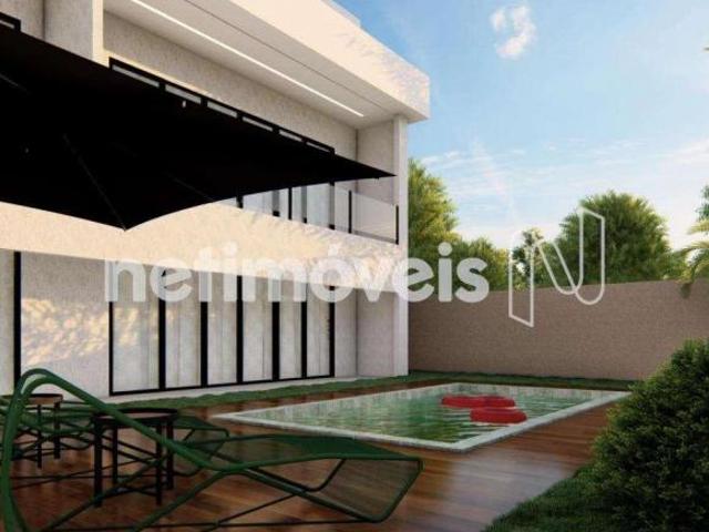LOTE| QUATRO ESTAÇÕES | MATA AO FUNDO | RUA HABITADA