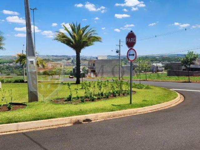 Lote residencial no condomínio Jardins do Mirante