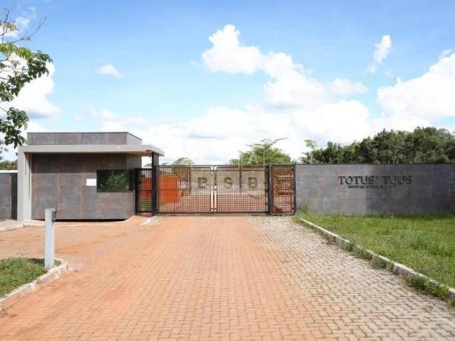 Lote Residencial no Park Way!