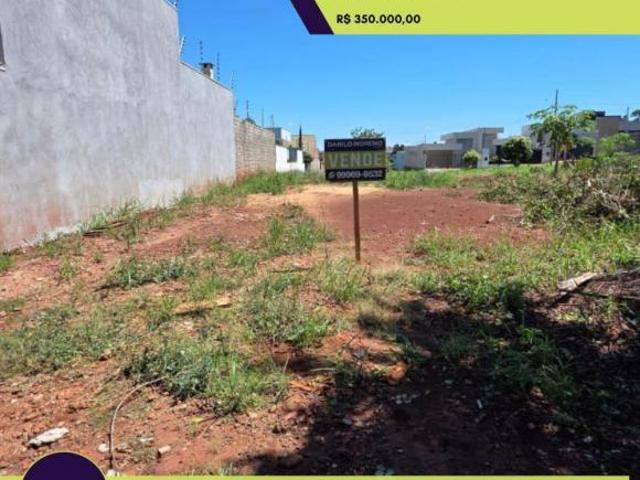 Lote residencial inteiro em um dos melhores bairros de Maringá