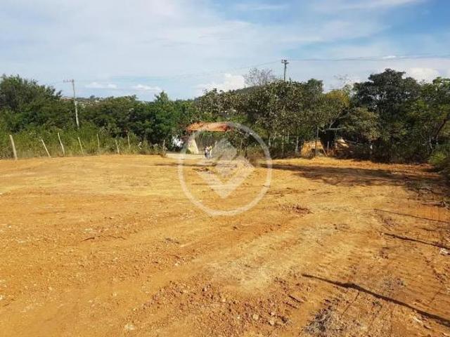 lote sendo 2000 m2 a venda no condomínio Aldeia do Jaguará