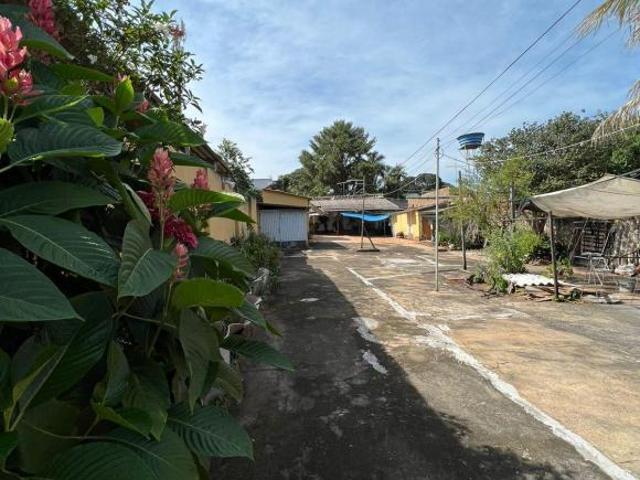 Lote Setor Leste Universitário Lote à Venda, 538.96 por R$ 550000.00 no setor Setor Leste Universitá