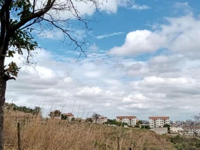 Lote / Terreno com 1 quarto à venda em Belo Horizonte, no bairro Pousada Santo Antônio