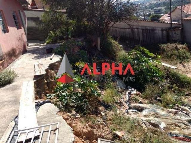 Lote / Terreno com 2 quartos à venda em Contagem, no bairro Centro