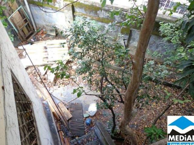 Lote / Terreno com 3 quartos à venda em Belo Horizonte, no bairro Santa Efigênia