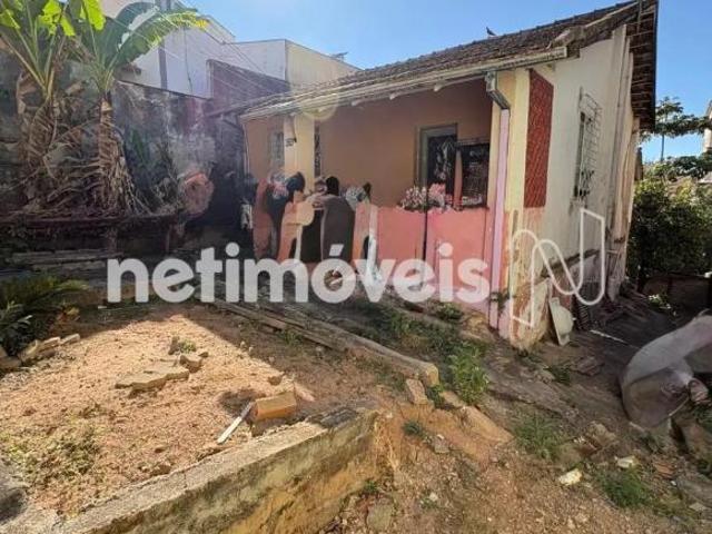 Lote/Terreno com 400 m2/ Casa no Sagrada Familia