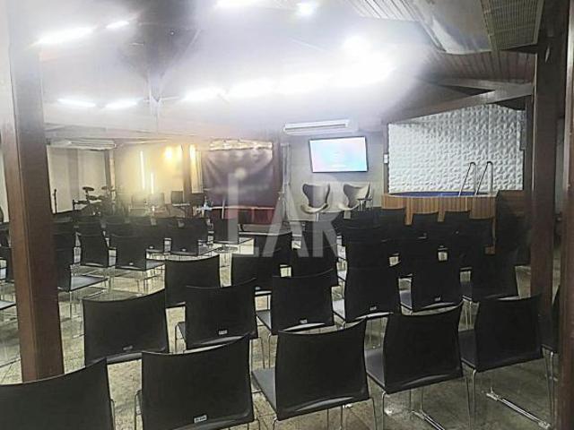 Lote Terreno à venda, 30 vagas, Santa Amélia Belo Horizonte/MG