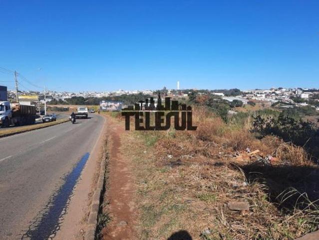Lote / Terreno à venda em Varginha, no bairro Conjunto Habitacional Centenário