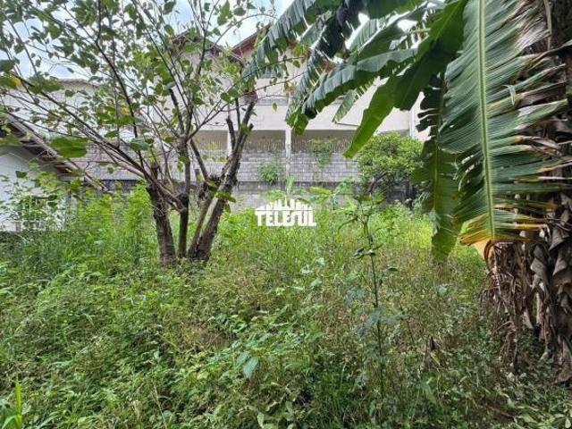 Lote / Terreno à venda em Varginha, no bairro Bom Pastor