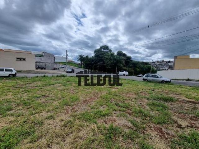 Lote / Terreno à venda em Varginha, no bairro Imperial