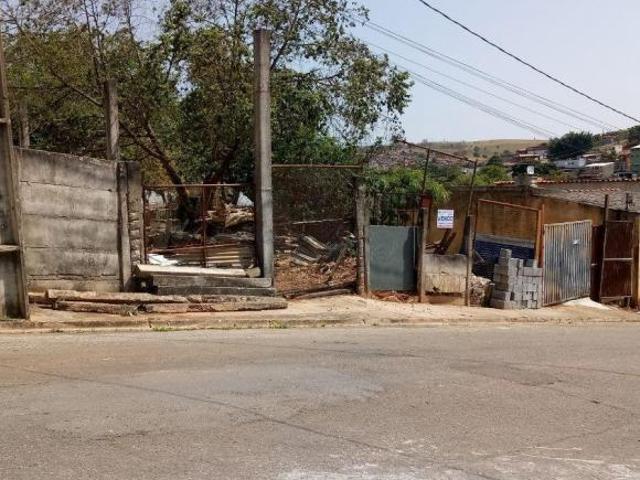 Lote / Terreno à venda em Varginha, no bairro Jardim Mont Serrat