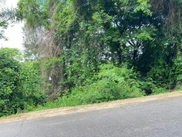 Lote / Terreno à venda em Varginha, no bairro Lagamar