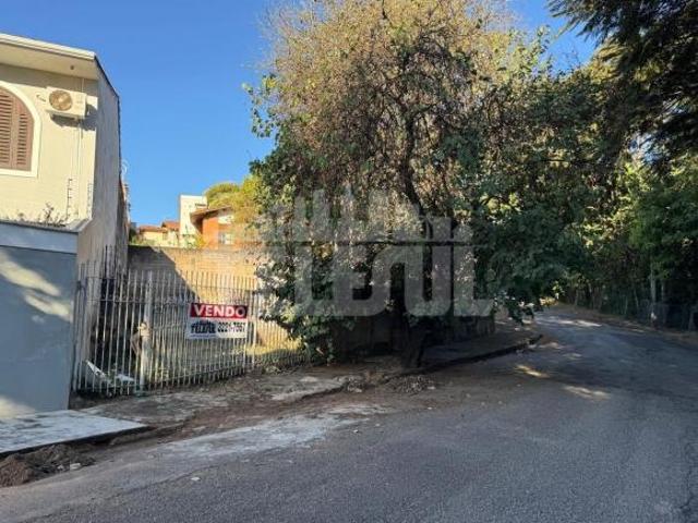 Lote / Terreno à venda em Varginha, no bairro Novo Horizonte