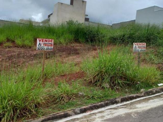 Lote / Terreno à venda em Varginha, no bairro Santa Clara