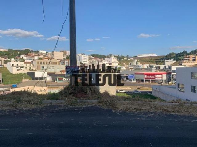 Lote / Terreno à venda em Varginha, no bairro Santa Luiza