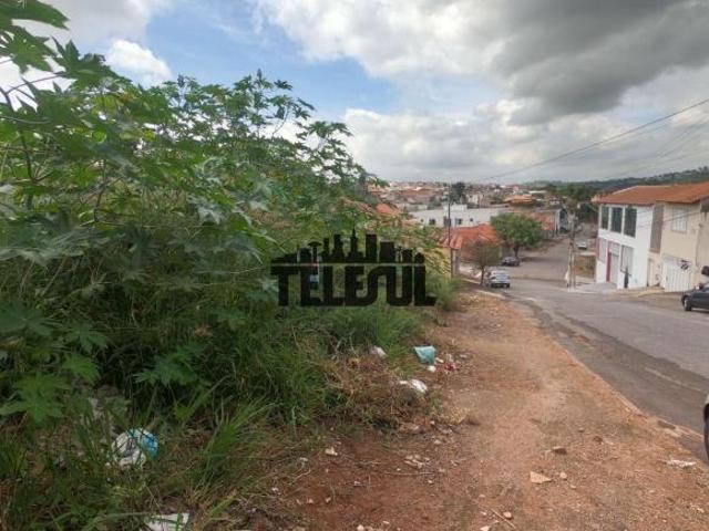 Lote / Terreno à venda em Varginha, no bairro Parque Nossa Senhora Das Graças