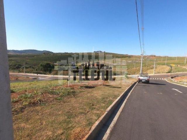 Lote / Terreno à venda em Varginha, no bairro Praça Da Mata